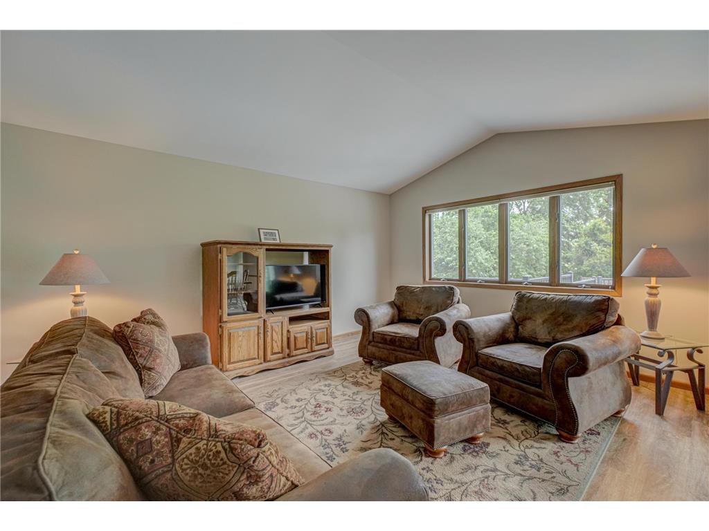 940 Ridge Pass Pass, Hudson, 54016