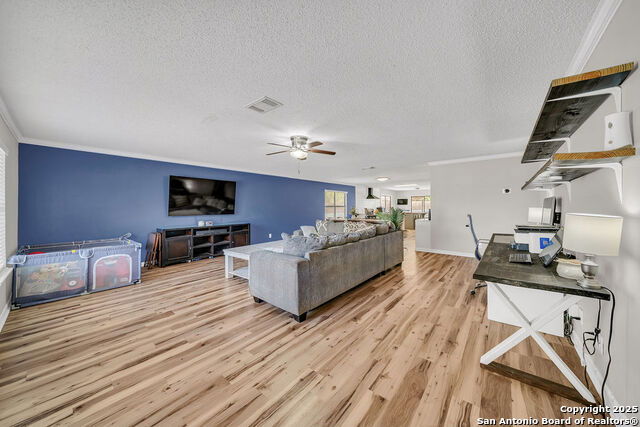 4566 Sherwood Way, San Antonio, 78217