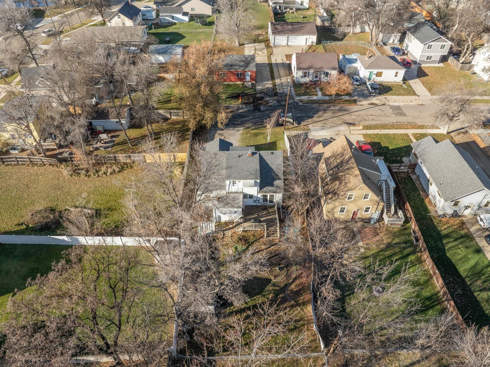 712 Normals St, Minot Minot, ND 58703-2257