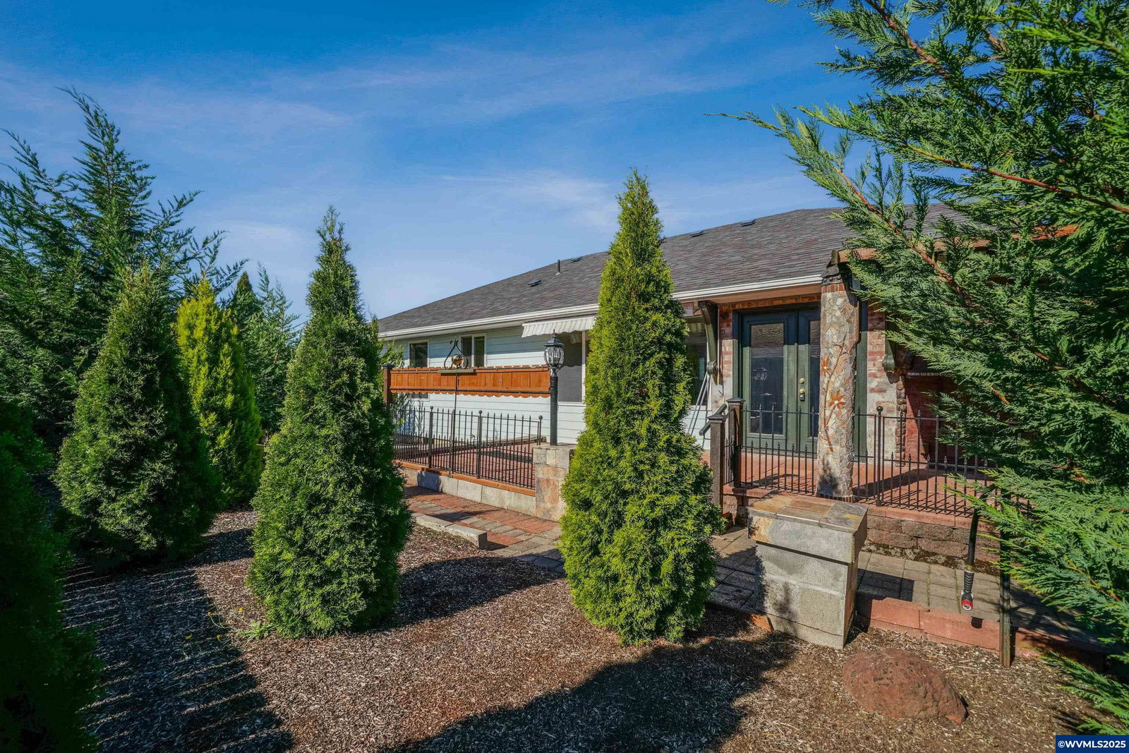 468 Davis St, Dallas, 97338